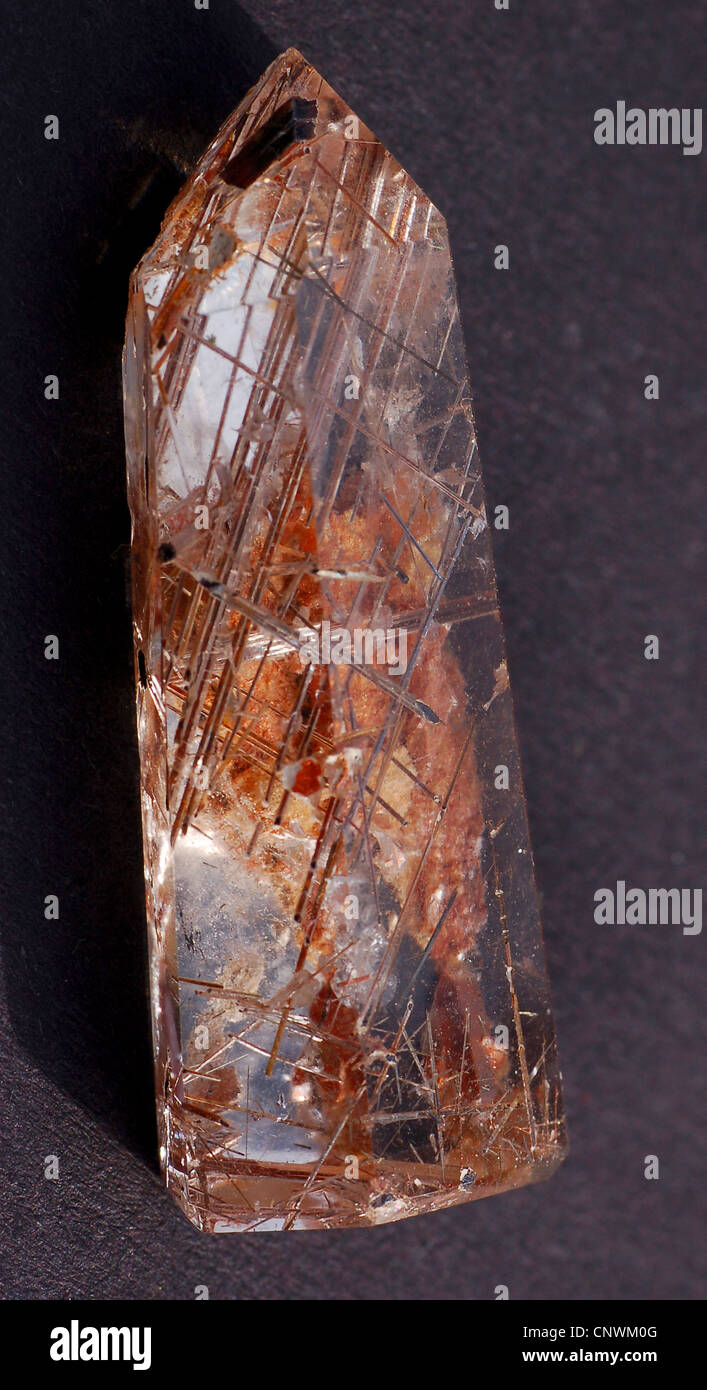 Black inclusions hi-res stock photography and images - Alamy