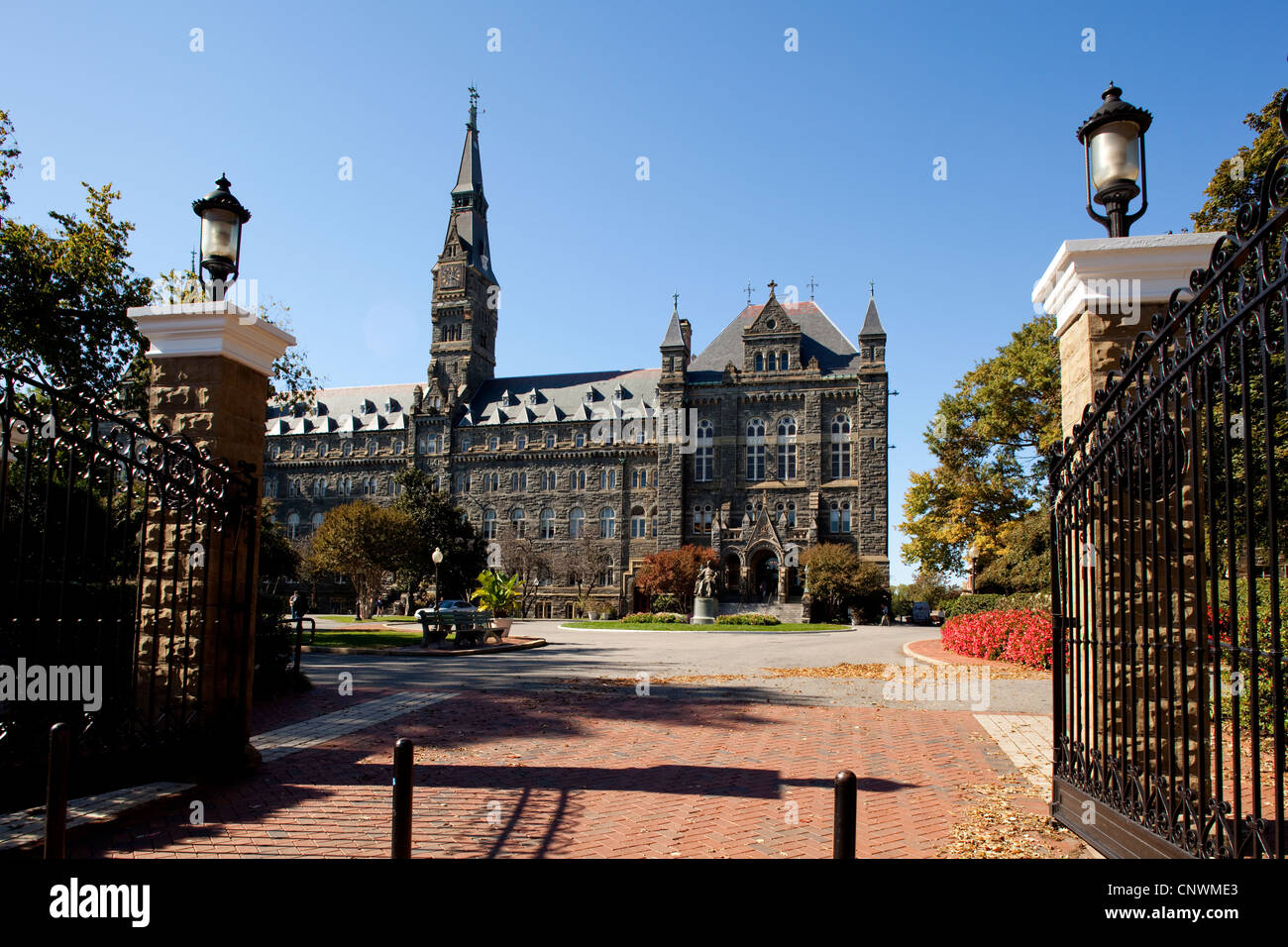 Healy Hall at 37th and O St NW in Georgetown University Stock Photo - Alamy
