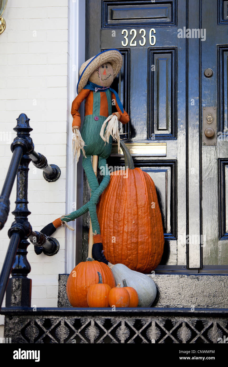 Halloween decorations in Georgetown Stock Photo - Alamy