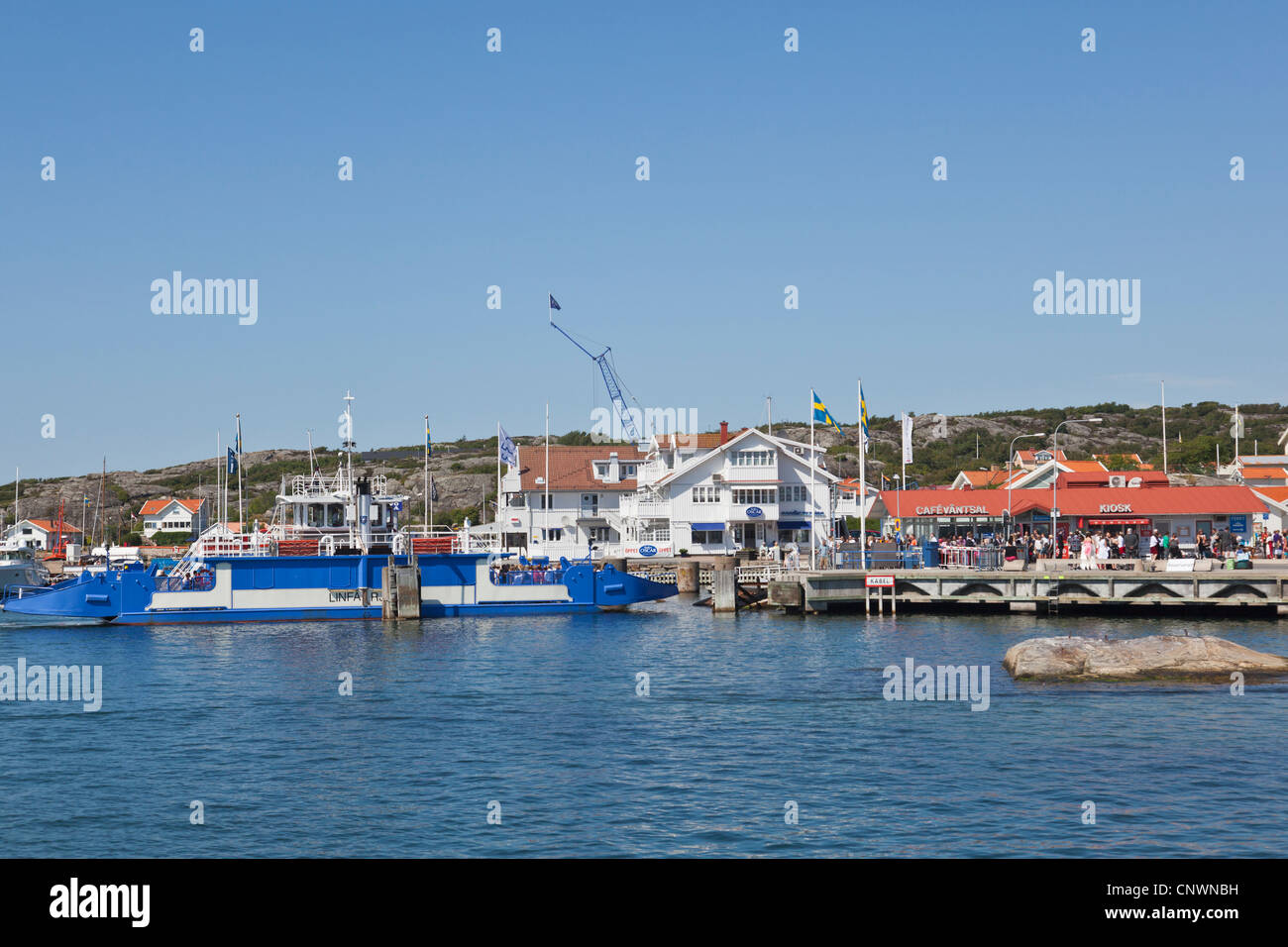 Passenger ferry from Marstrand dock at mainland Stock Photo - Alamy