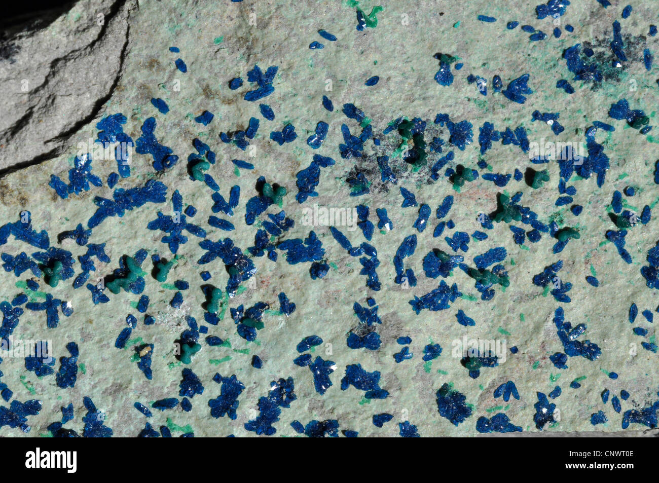 Copper crystals on rock hi-res stock photography and images - Alamy