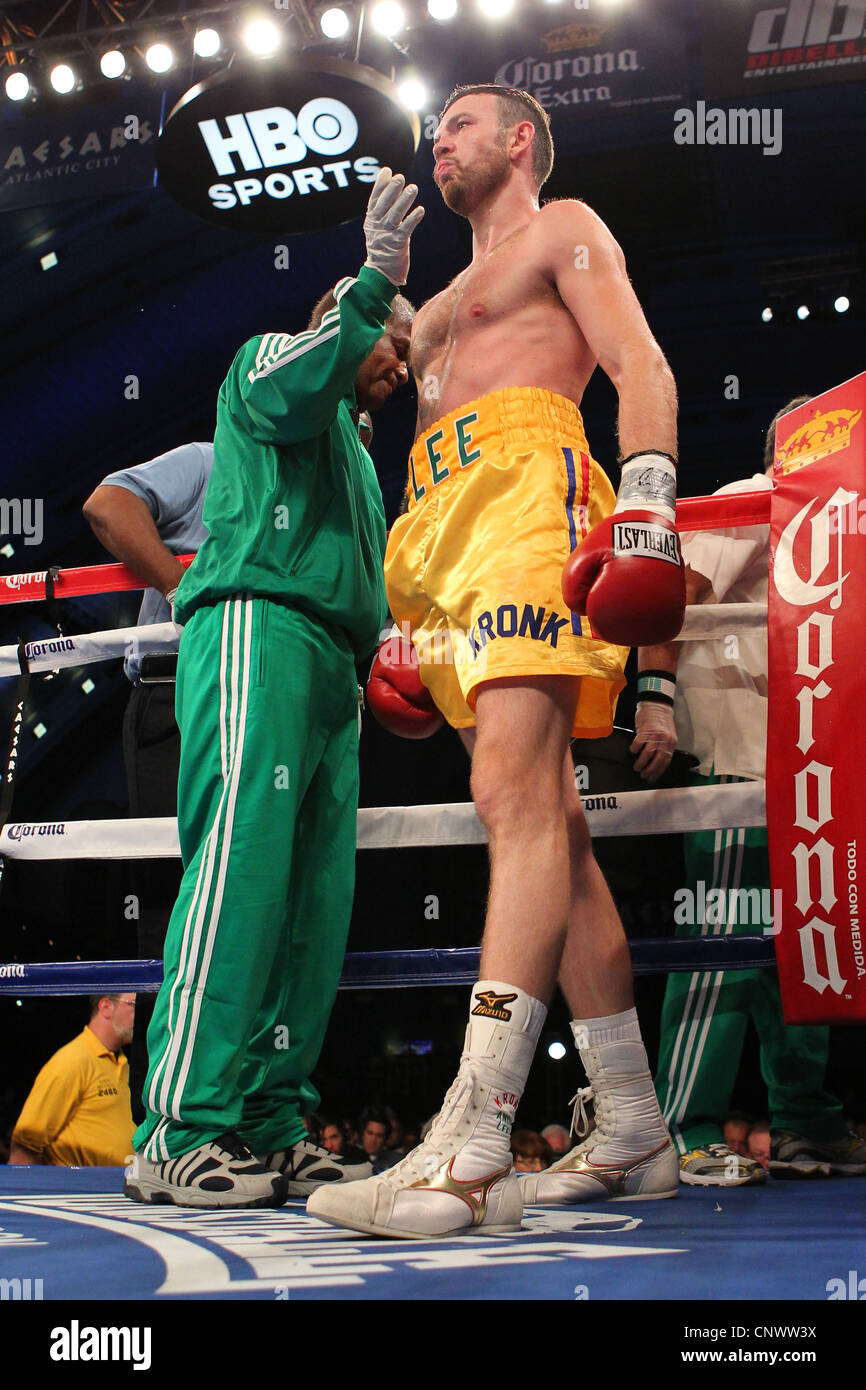 Andy lee boxing hi-res stock photography and images - Alamy