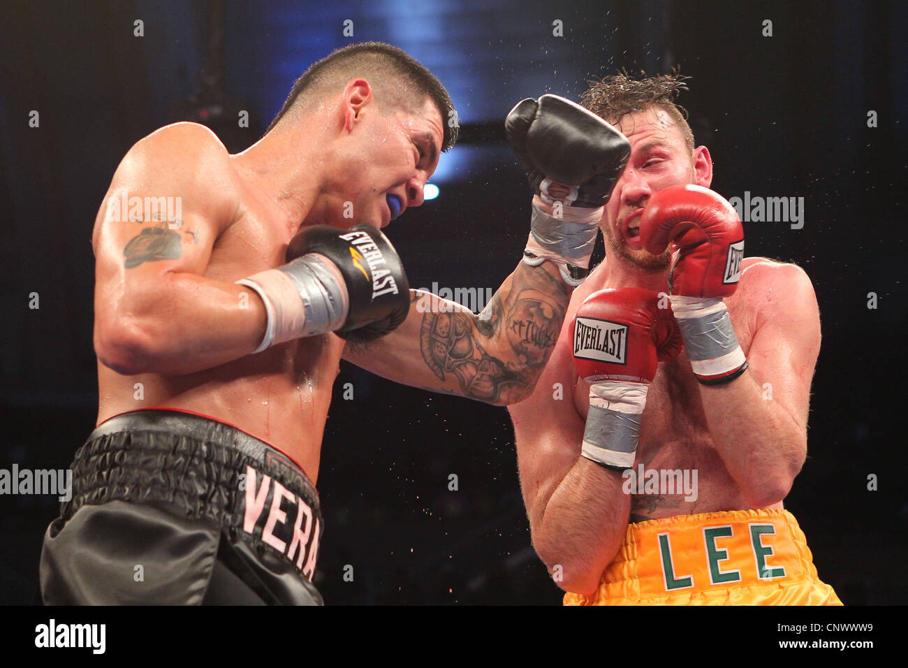 Andy Lee and Brian Vera trade punches at Boardwalk Hall in Atlantic ...