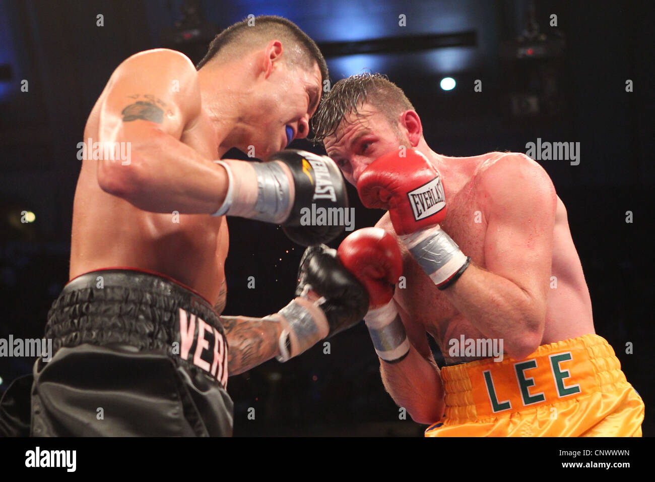 Andy Lee and Brian Vera trade punches at Boardwalk Hall in Atlantic ...