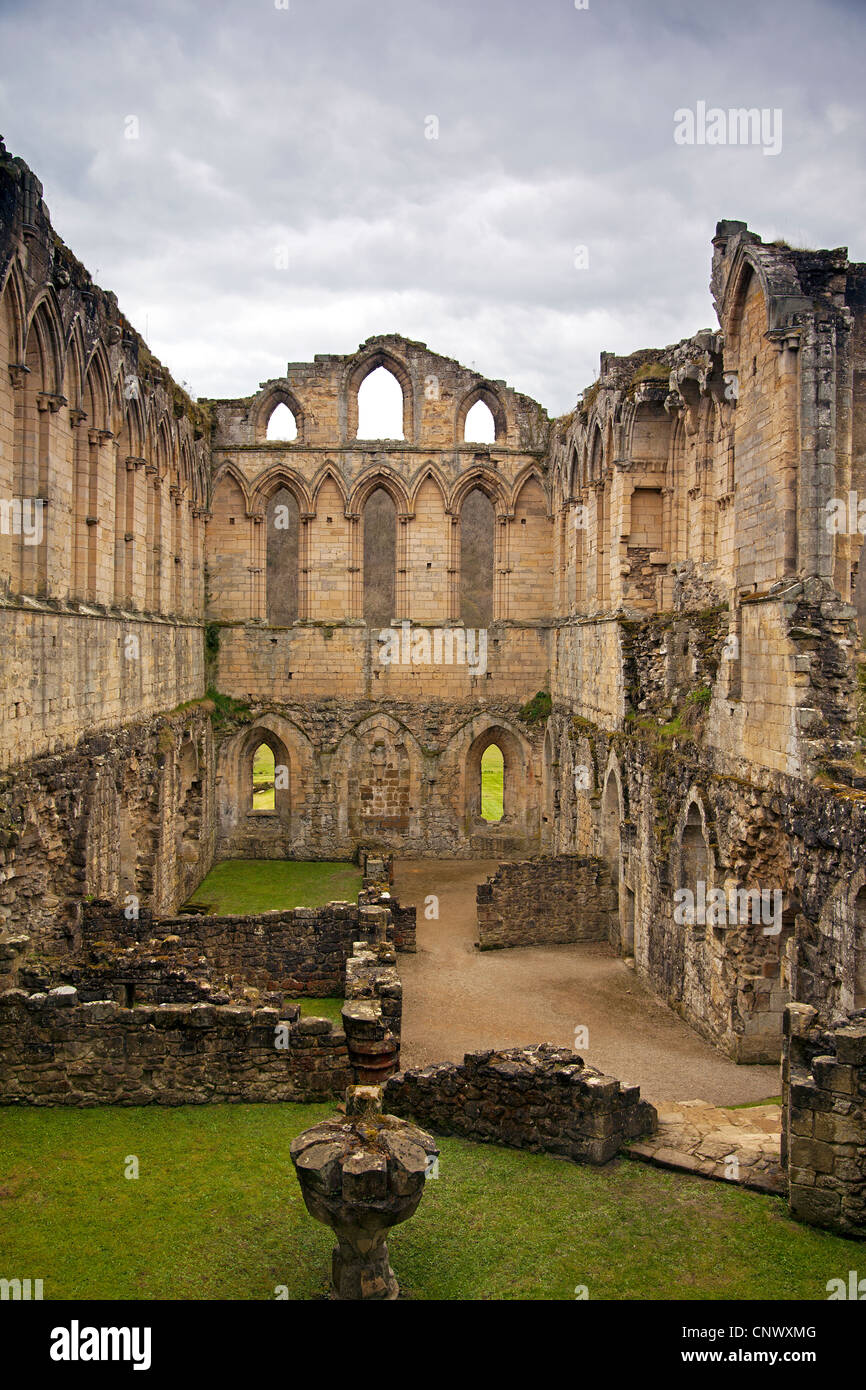 The monk's refectory at Rievaulx Abbey North Yorkshire Stock Photo - Alamy
