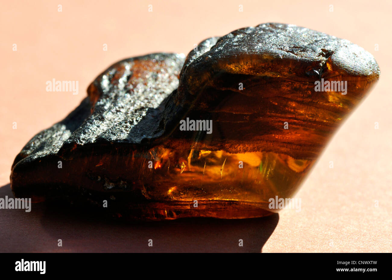 mexican amber with parallel layers Stock Photo - Alamy