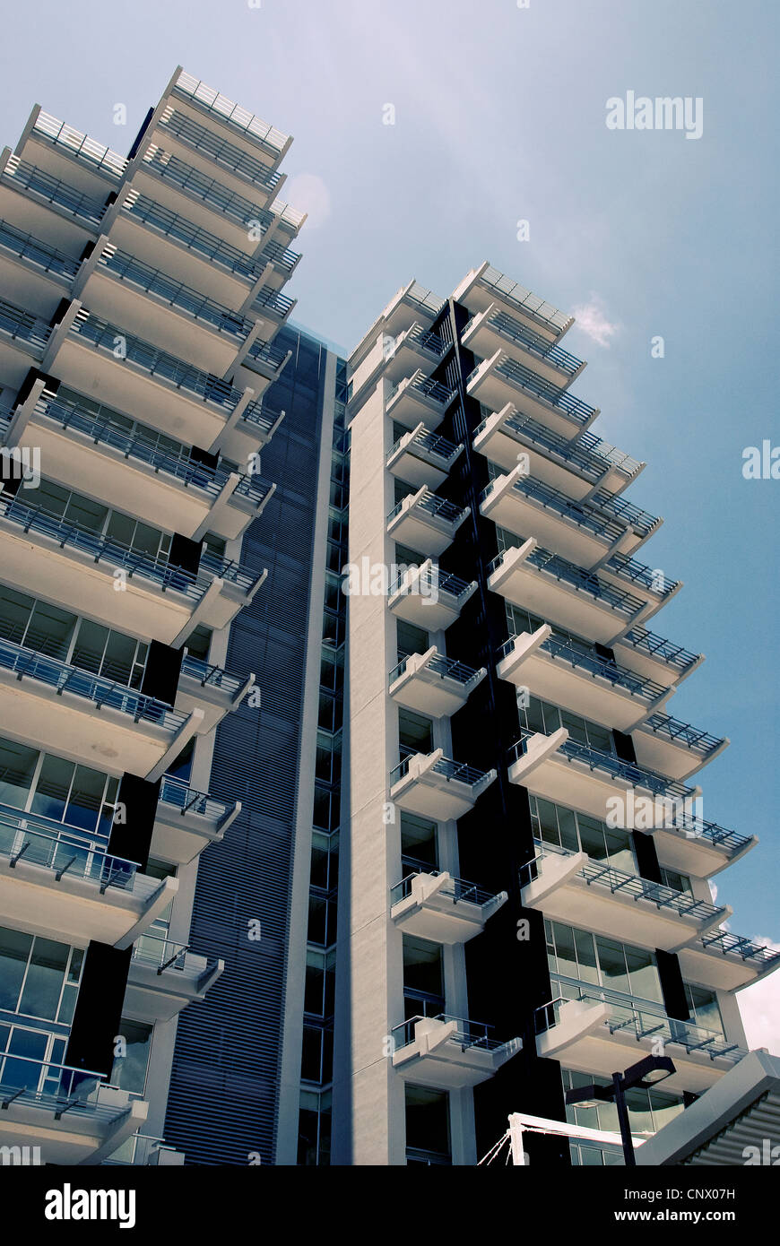 Modern buildings guatemala hi-res stock photography and images - Alamy