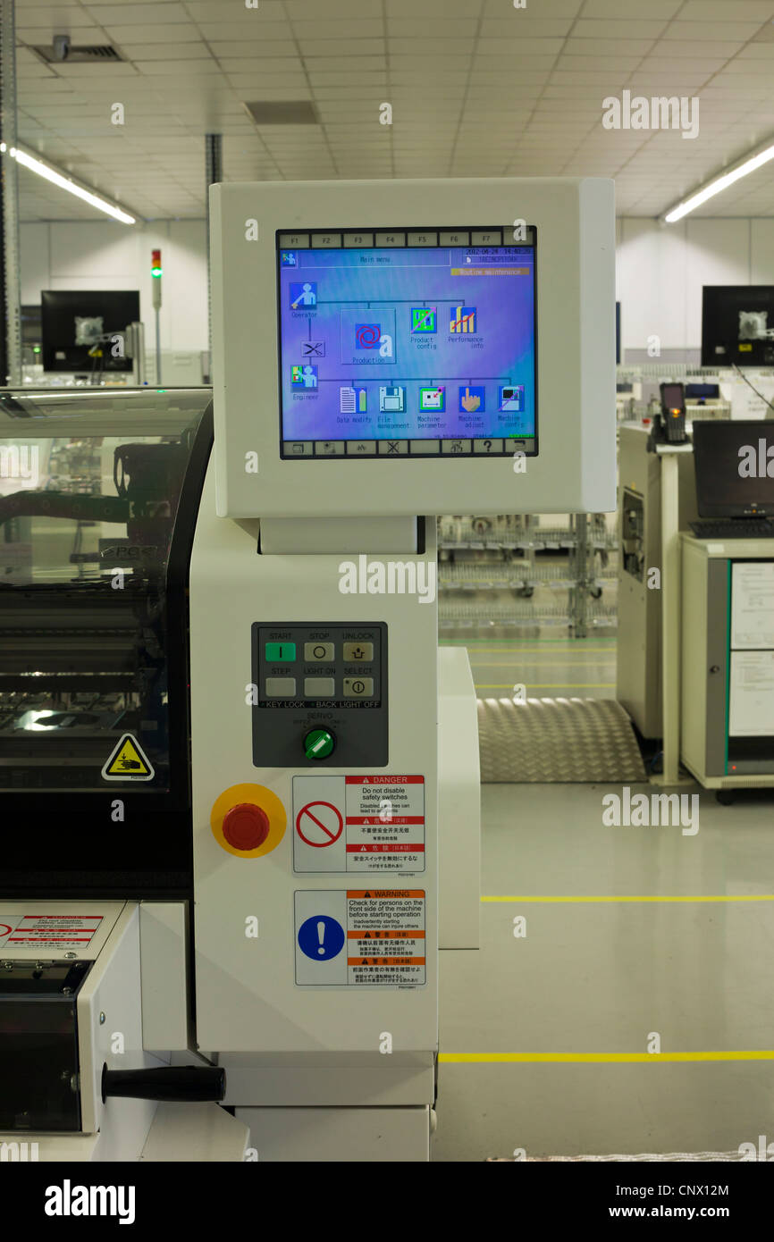 Electronics assembly hi-res stock photography and images - Alamy