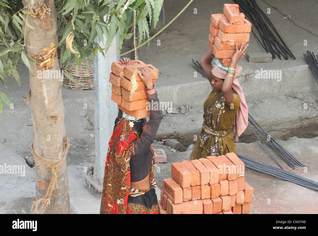 Hod carrier hi-res stock photography and images - Alamy