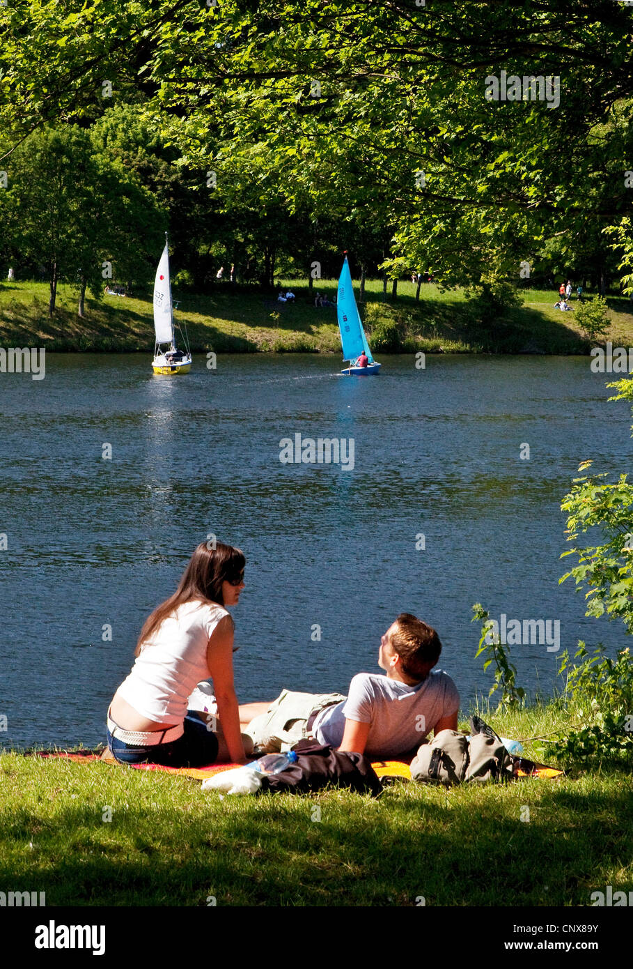 Sunbathing lawn hi-res stock photography and images - Alamy