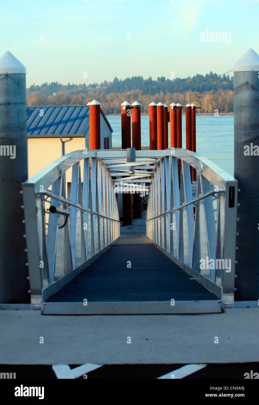 Pedestrian overpass hi-res stock photography and images - Alamy