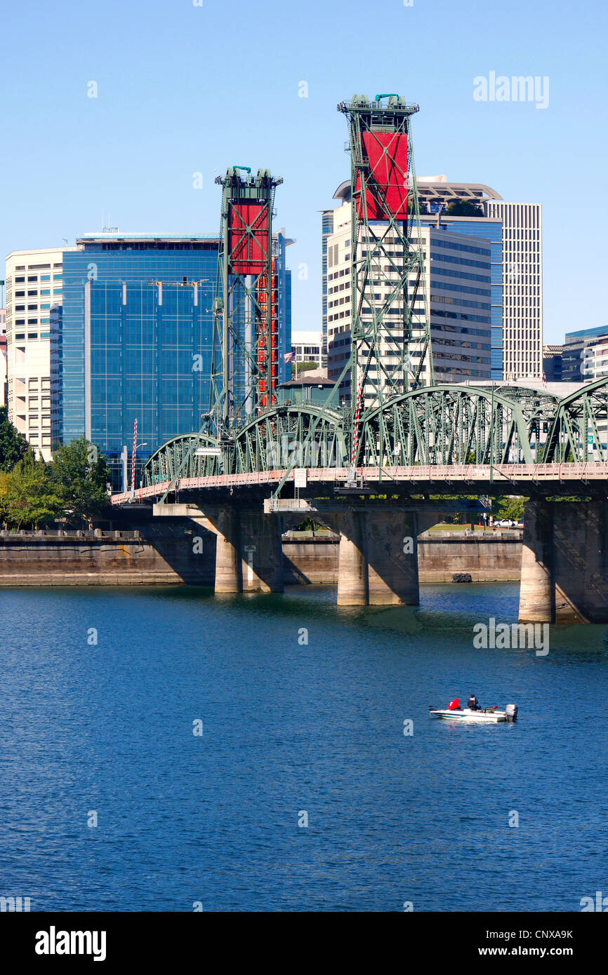 Hawthorne bridge Portland OR Stock Photo - Alamy
