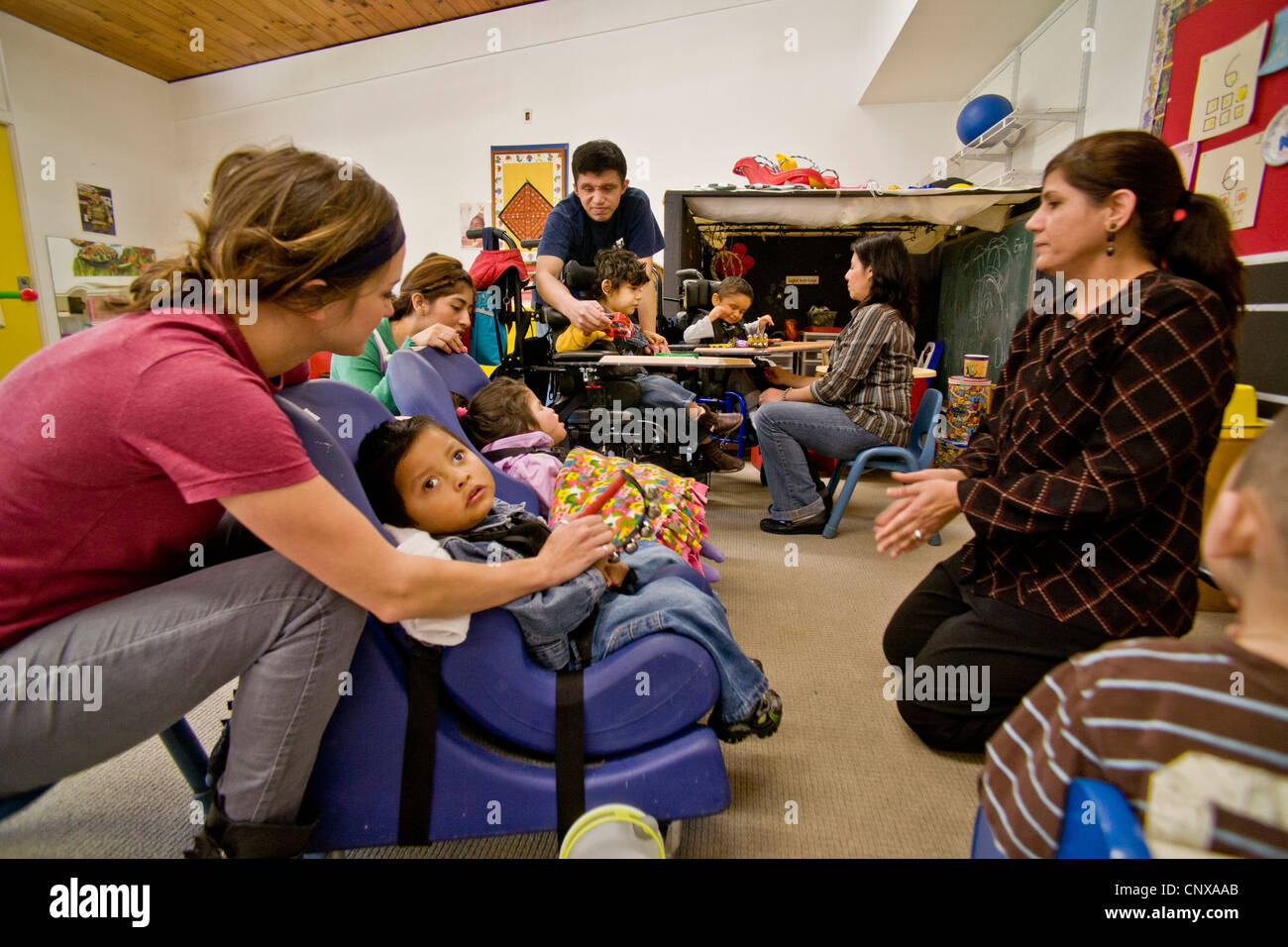 Children reading classroom wheelchair hi-res stock photography and ...