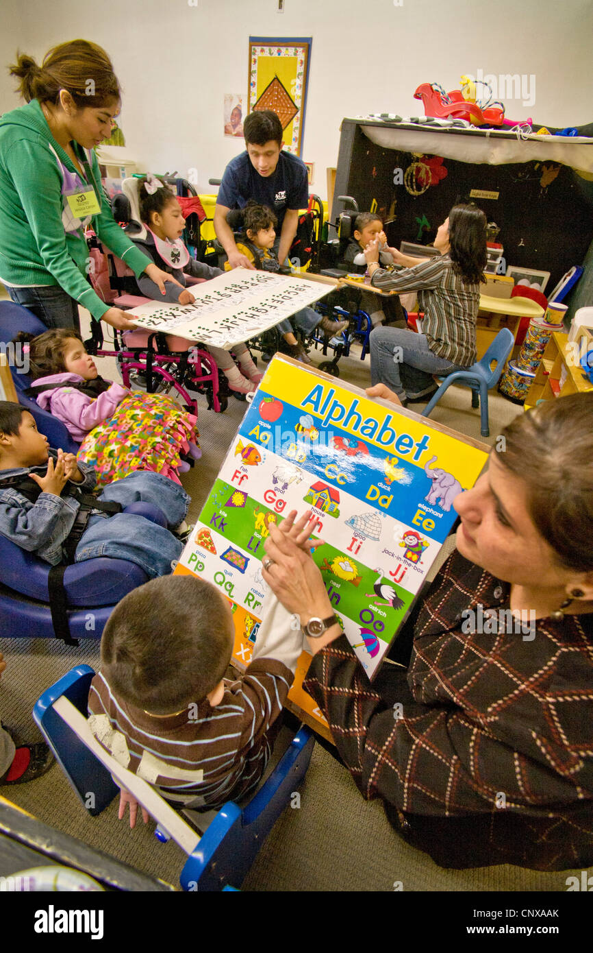 Children reading classroom wheelchair hi-res stock photography and ...