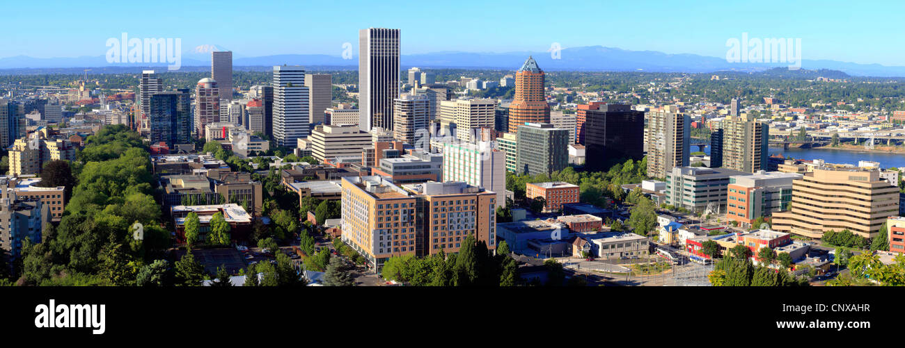 Portland Oregon panorama Stock Photo - Alamy