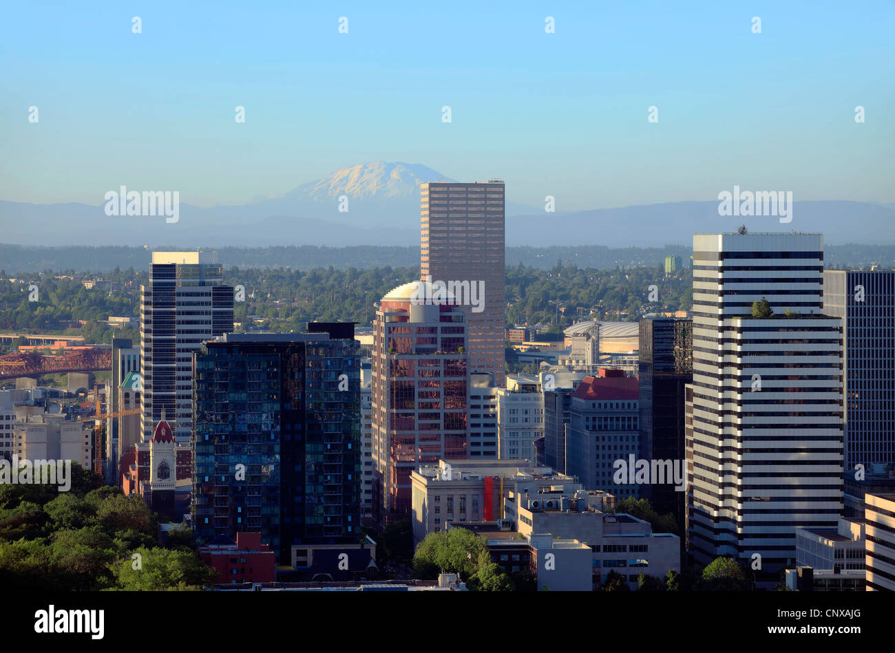 St helens skyline hi-res stock photography and images - Alamy