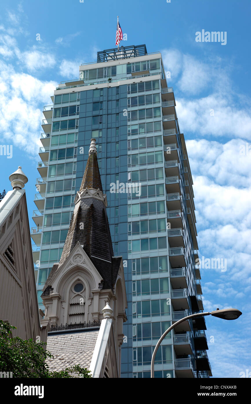 Old & new architecture in Portland OR Stock Photo - Alamy