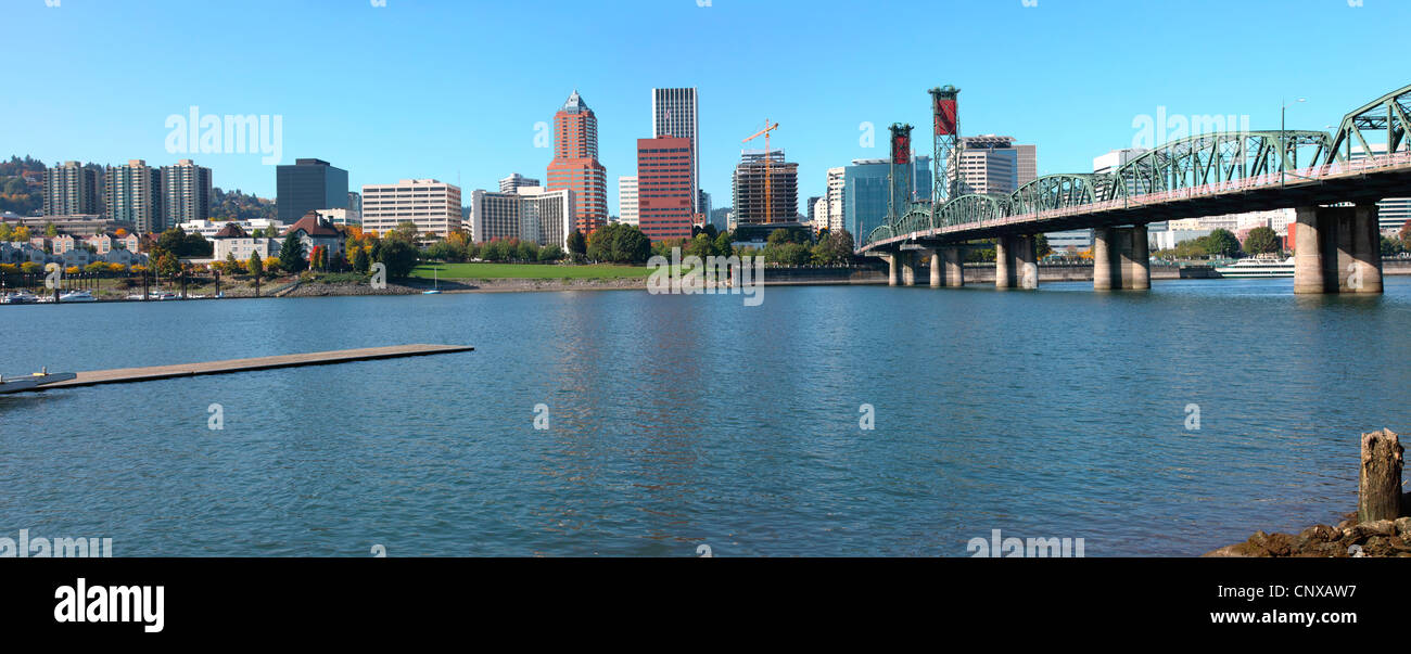 Modern cosmopolitan city center architecture hi-res stock photography ...