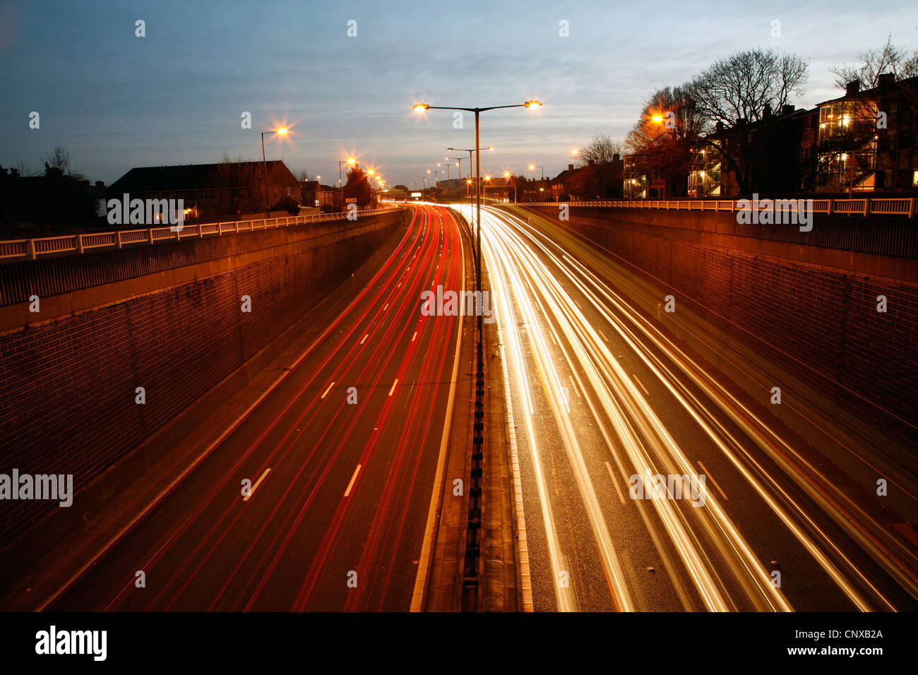 Lamp post night motorway hi-res stock photography and images - Alamy