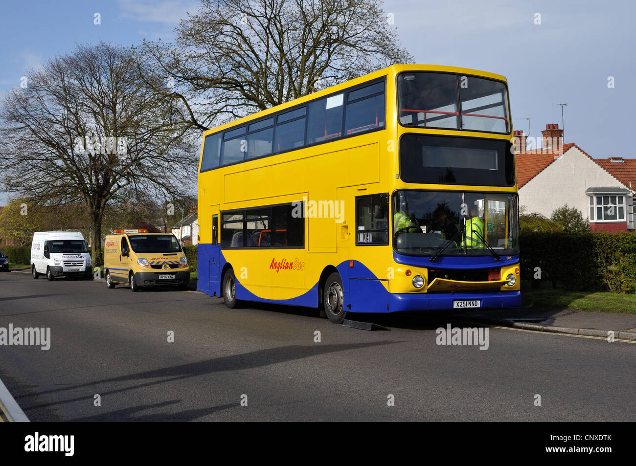 Broken down bus hi-res stock photography and images - Alamy