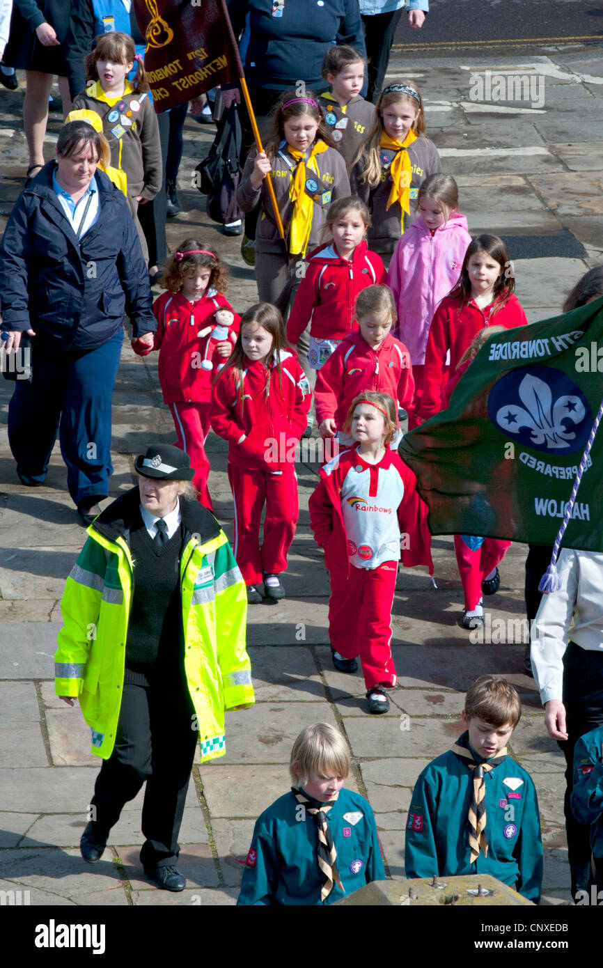 Children marching parade hi-res stock photography and images - Alamy