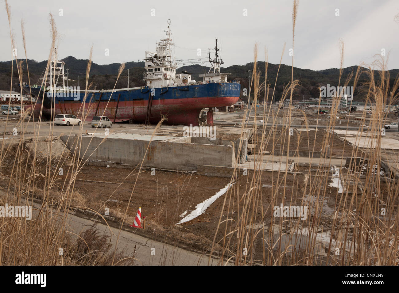 Kesennuma ship 2011 hi-res stock photography and images - Alamy
