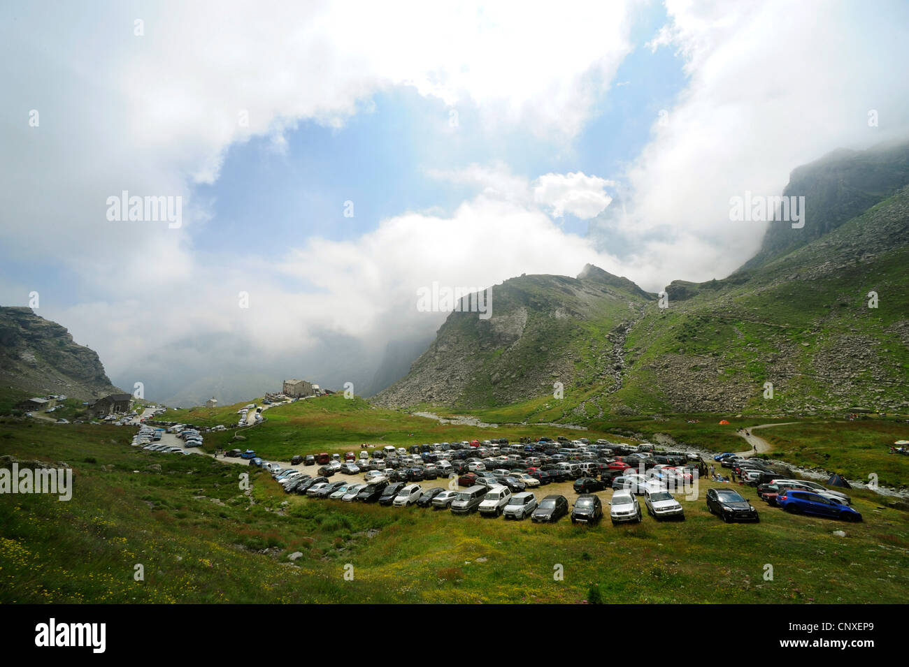 Parking lot in mountains hi-res stock photography and images - Alamy