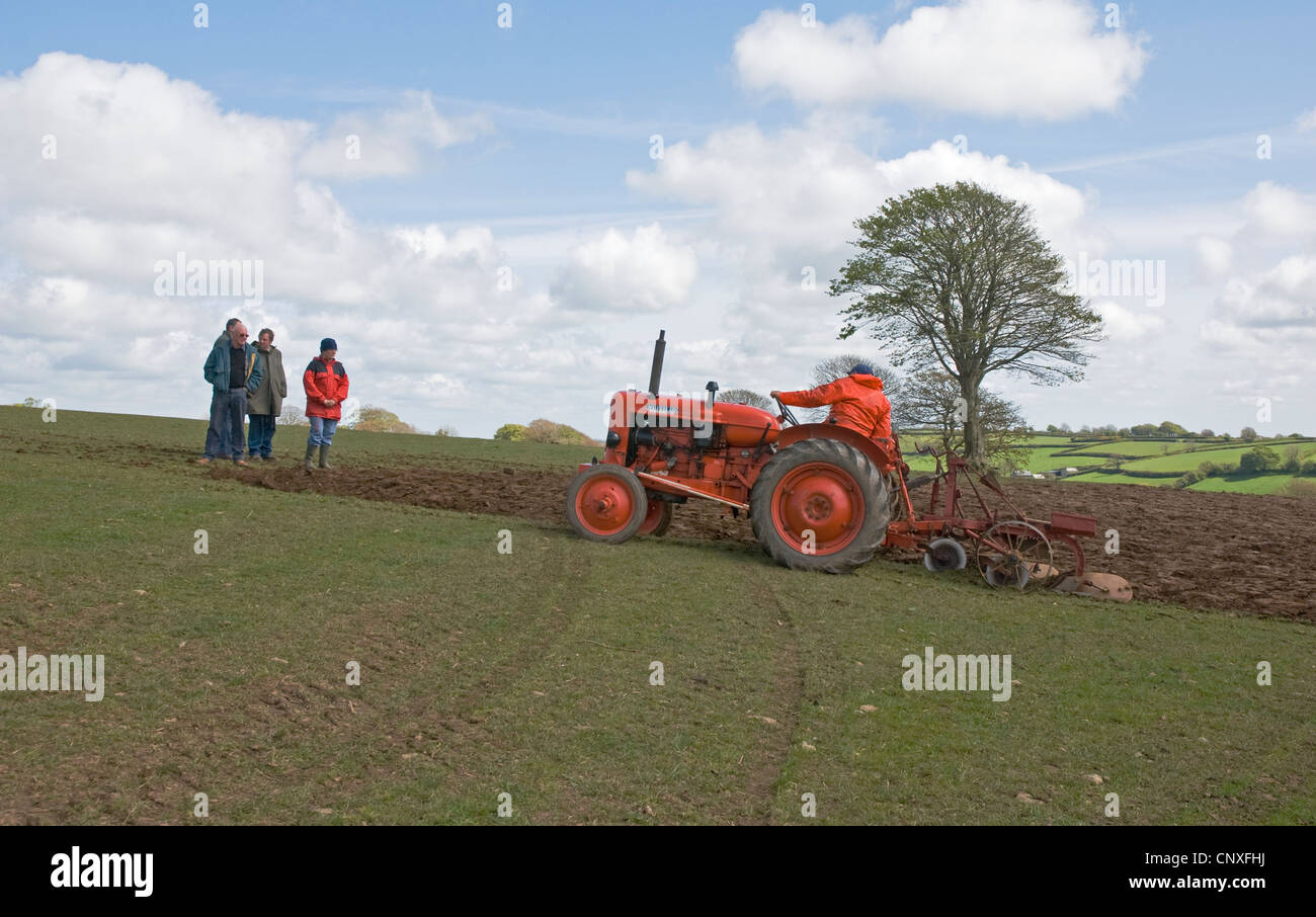 Vintage nuffield tractor hi-res stock photography and images - Alamy