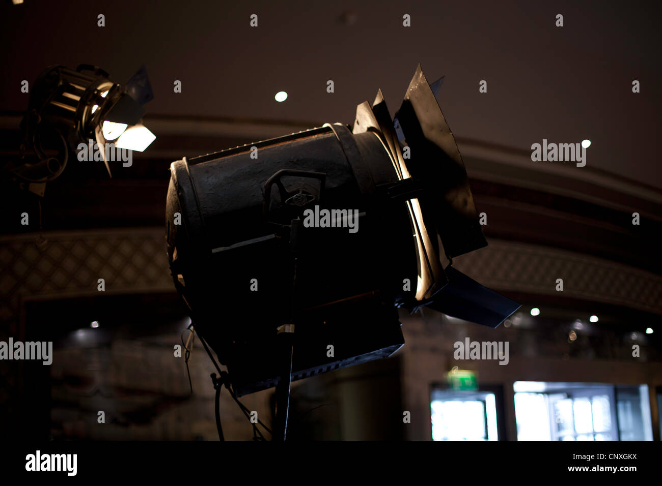 Film studio lights hi-res stock photography and images - Alamy