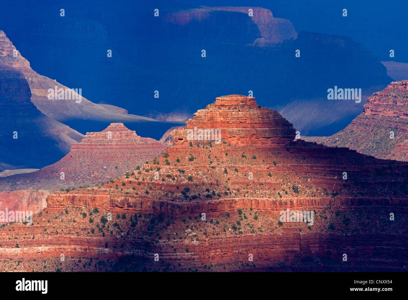 light and shadow at rock walls of Grand Canyon, USA, Arizona, Grand ...
