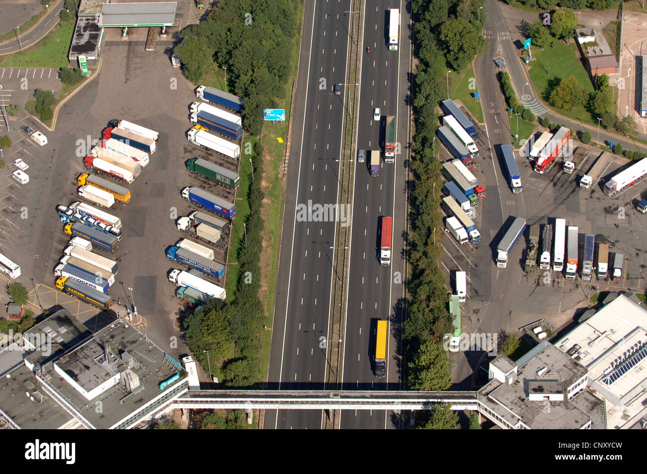 M6 hilton park services hi-res stock photography and images - Alamy