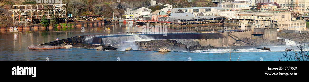 Old industrial complex & waterfall panorama, Oregon city OR Stock Photo ...