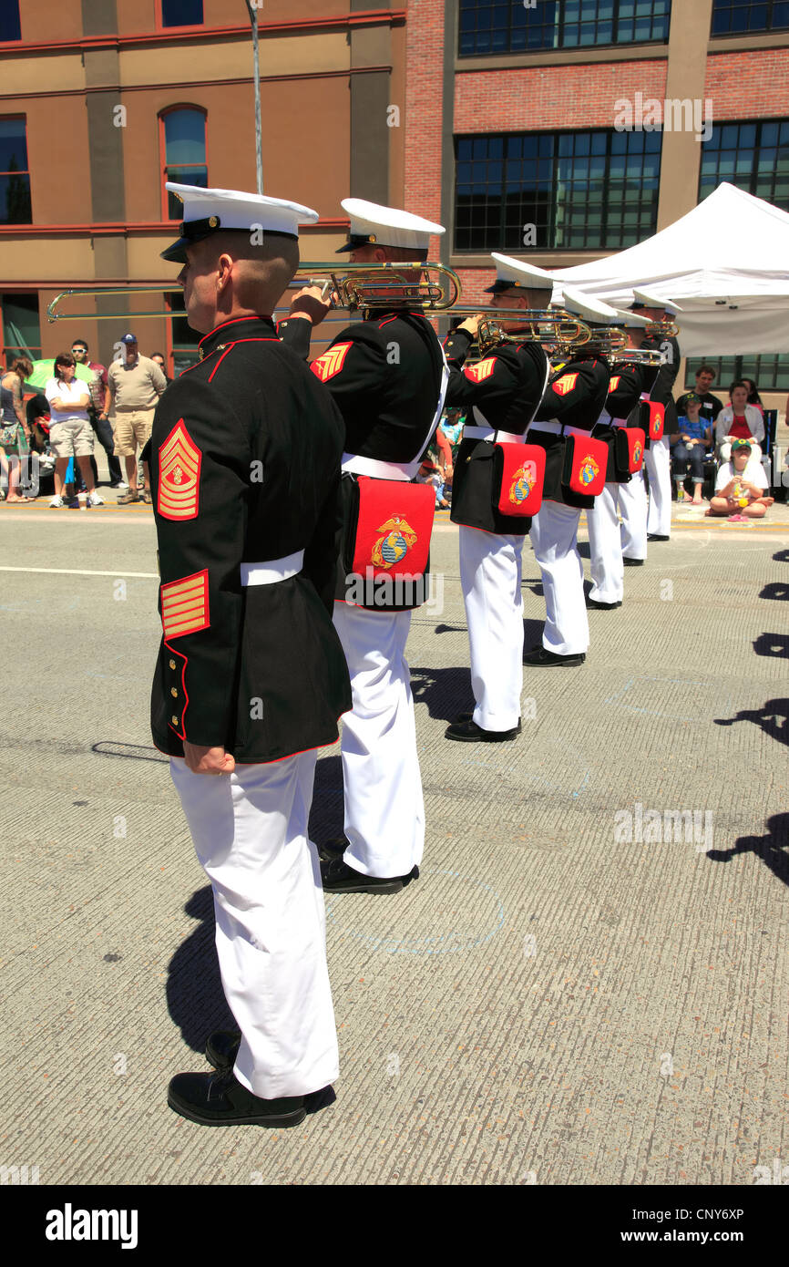 PORTLAND - JUNE 12: Rose Festival annual parade through downtown June ...