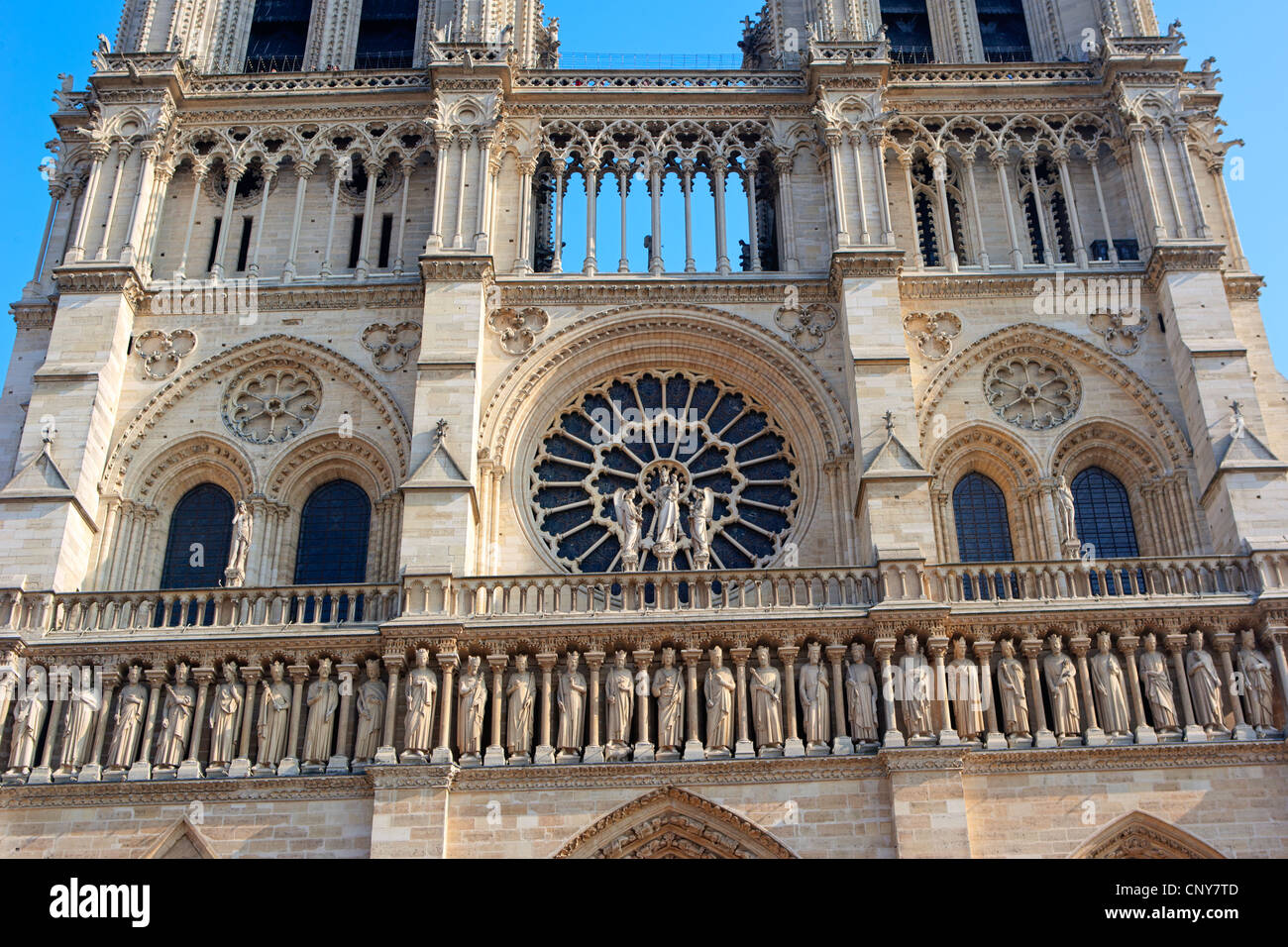 Notre Dame de Paris, detail of front facade Stock Photo - Alamy