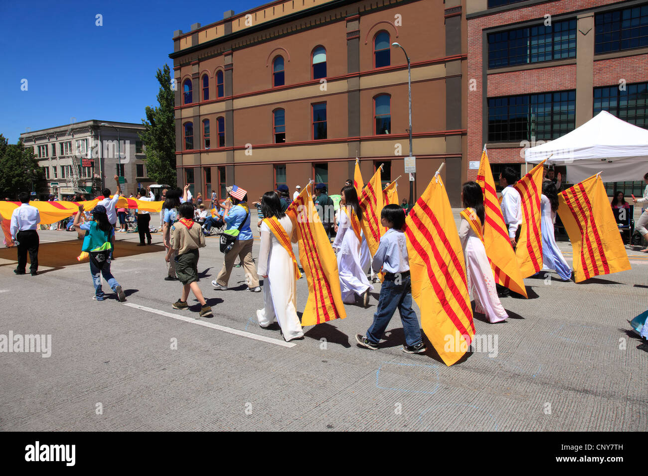 PORTLAND - JUNE 12: Rose Festival annual parade through downtown June ...