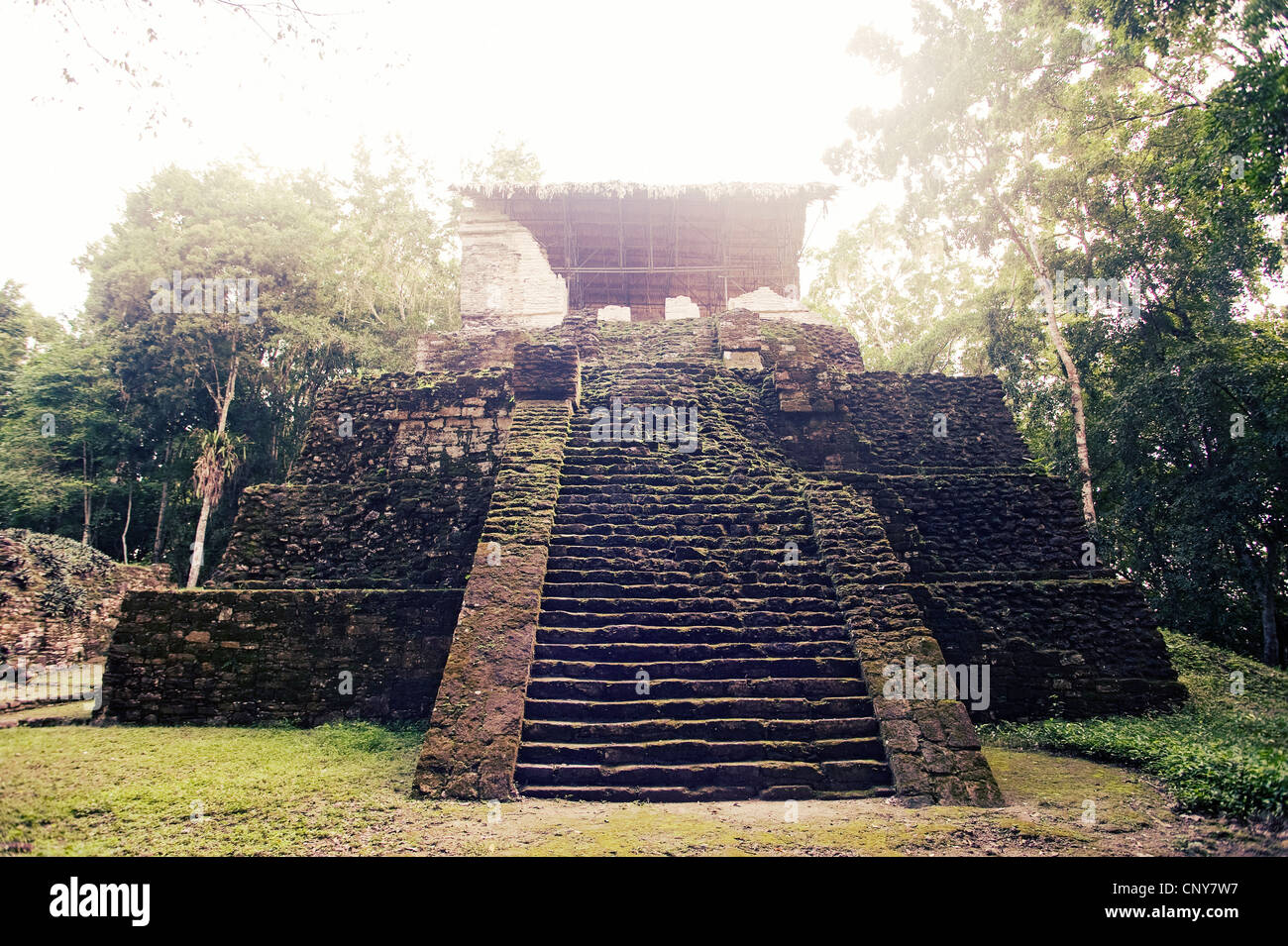 Mayan ruins hi-res stock photography and images - Alamy