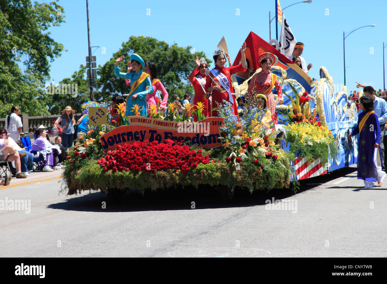 Rose parade float hi-res stock photography and images - Alamy