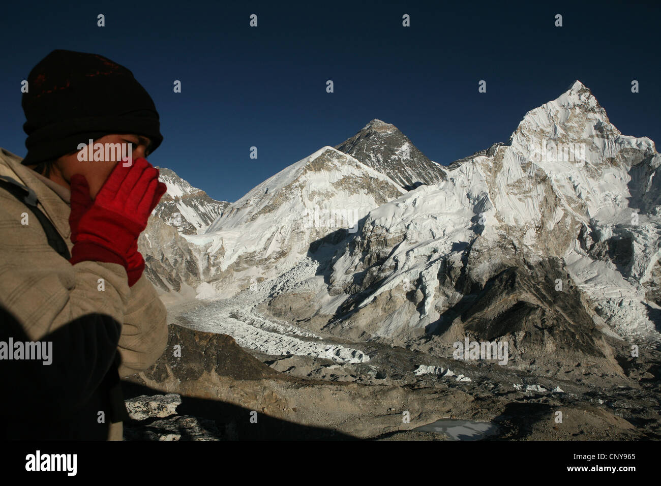 Mount Everest (8,848 m) seen from the summit of Kala Patthar (5,545 m ...