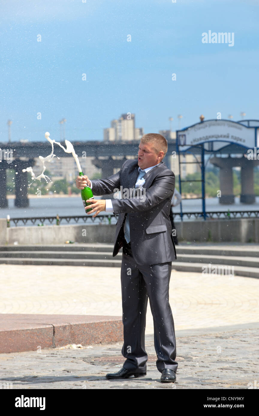 Soviet champagne russia hi-res stock photography and images - Alamy