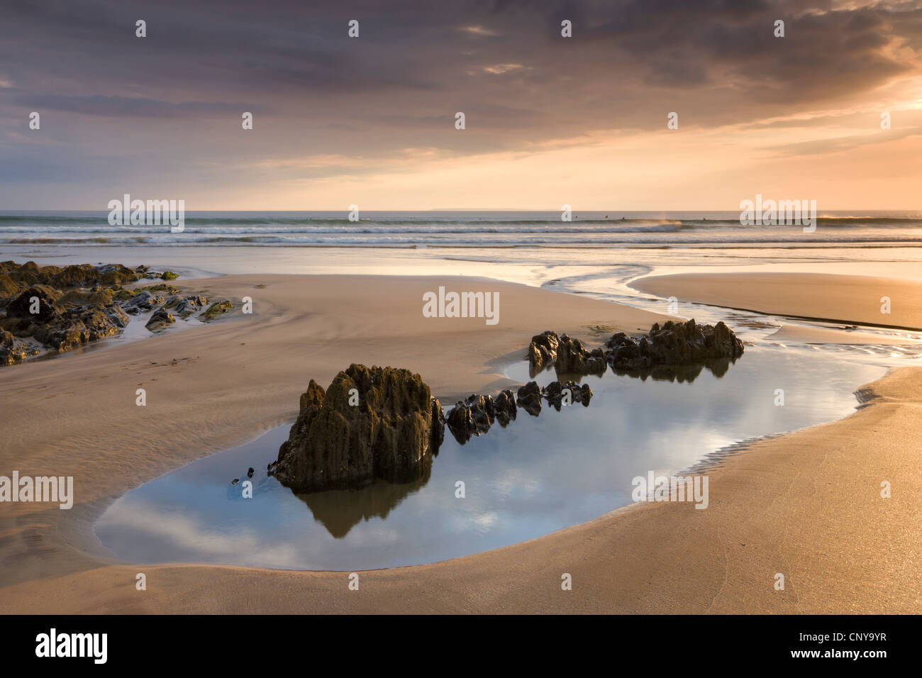 Rockpools on sandy Combesgate Beach at low tide, Woolacombe, Devon ...