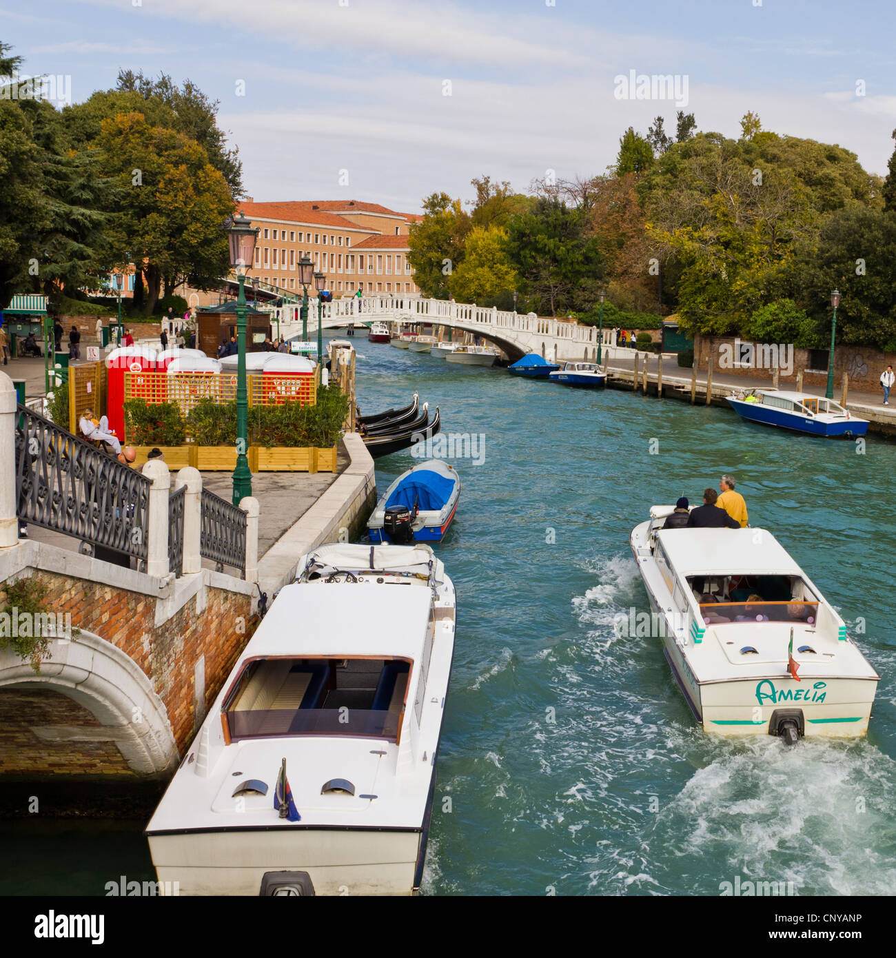 Workboats hi-res stock photography and images - Alamy