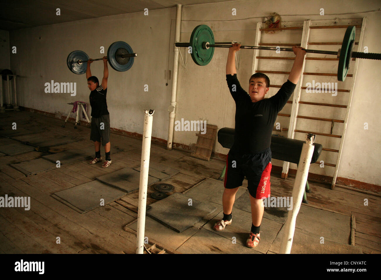 Asia bodybuilder hi-res stock photography and images - Alamy