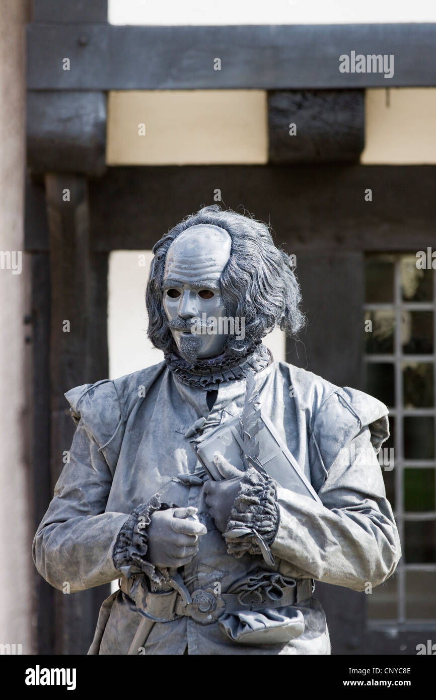 A Mime Artist and Busker on the streets of Stratford Upon Avon England ...