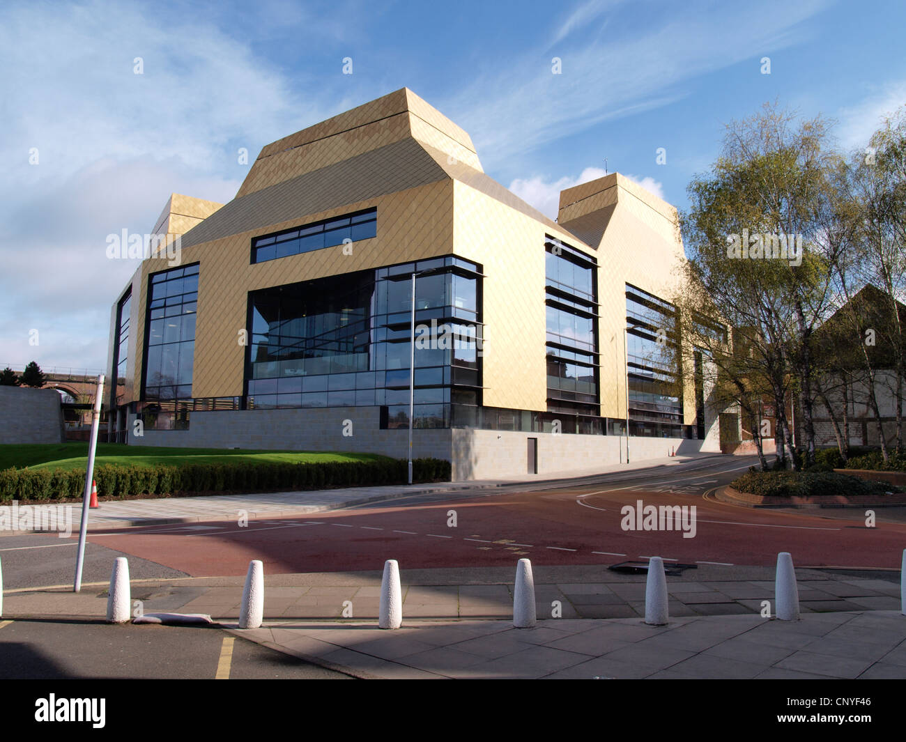 The Hive, Worcester, The first fully integrated Public and University ...
