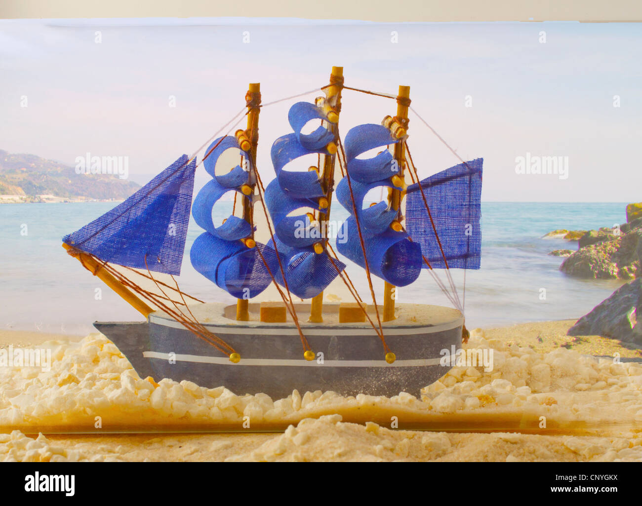 Ship inside a bottle hi-res stock photography and images - Alamy