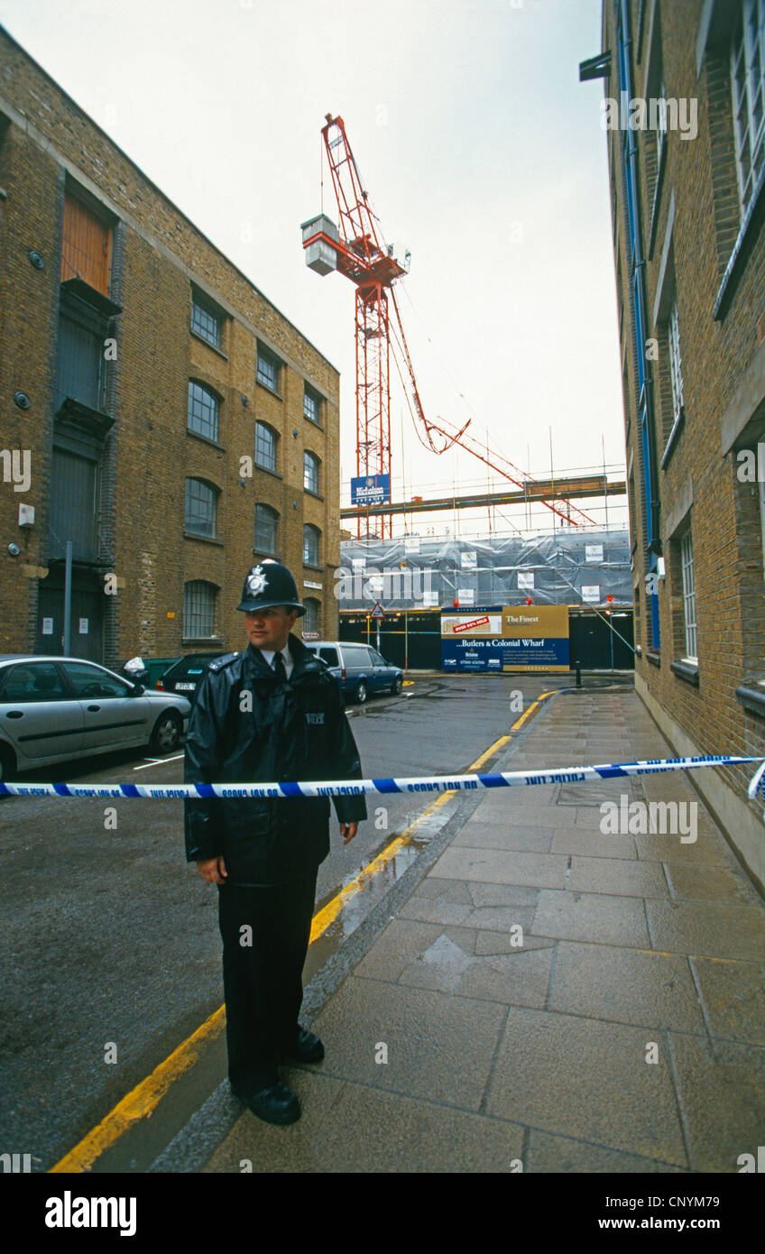 Crane falling over hi-res stock photography and images - Alamy