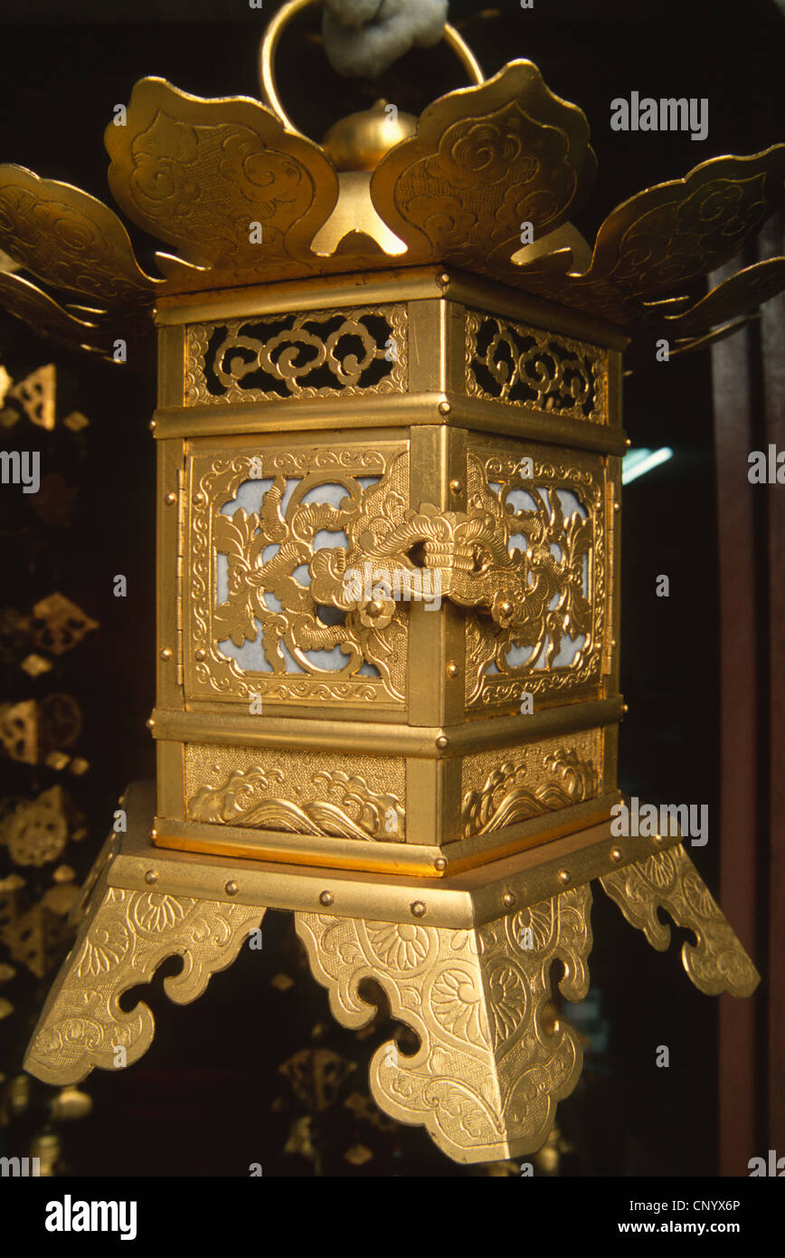 Japan, Kansai, Kyoto, temple lamp Stock Photo - Alamy