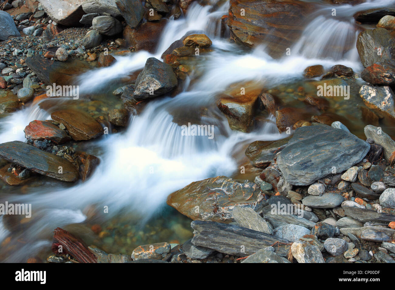 River slope hi-res stock photography and images - Alamy