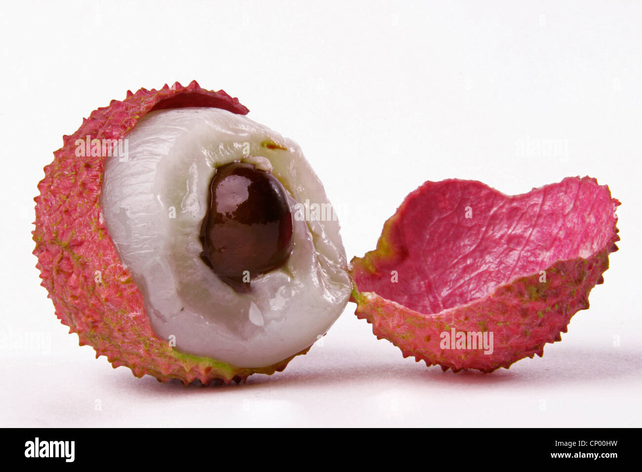 litchi (Litchi chinensis), open litchi Stock Photo - Alamy