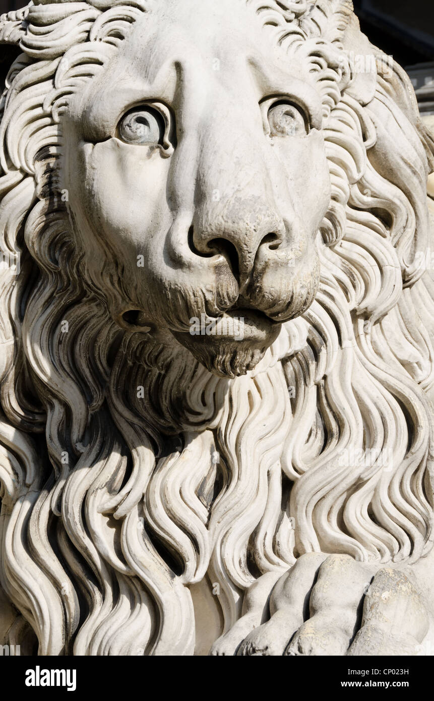 sculpture of a lion in cathedral of St. Laurence in Genoa Stock Photo ...